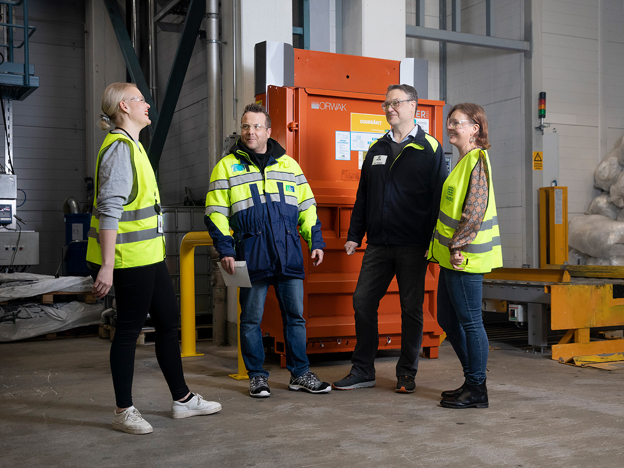 Jätepaalainten myynti, vuokraus ja huolto | L&T